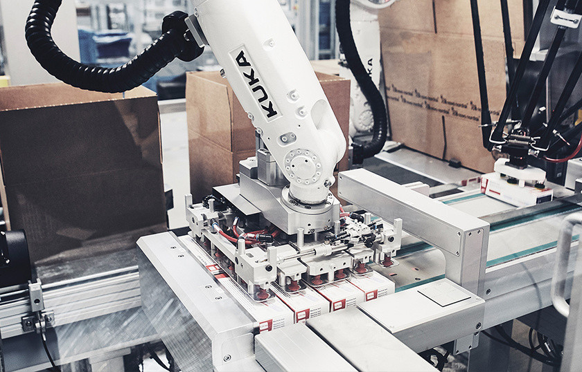 Device assembly and packaging equipment - Stevanato Group